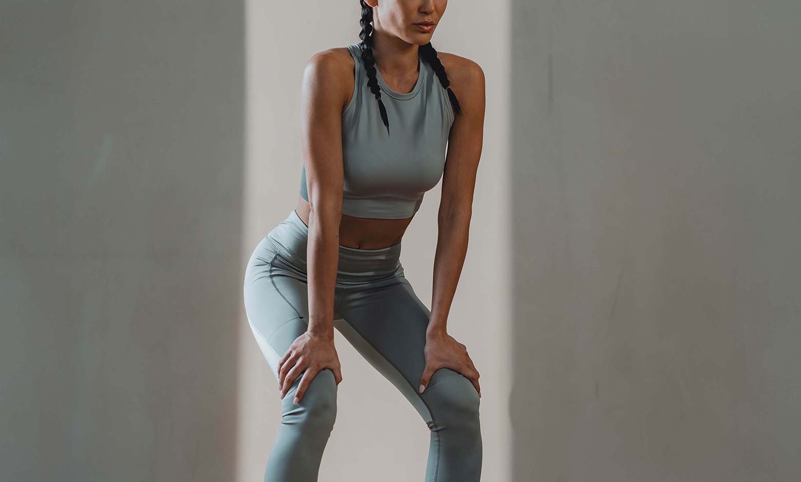 Hip Dips: What They Are and 4 Top Exercises to Minimize Them